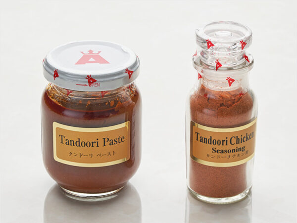 【専門店が伝授】鶏もも肉とスパイスで簡単！ タンドリーチキンのレシピ。本格ソースも必見 | 三越伊勢丹の食メディア | FOODIE（フーディー）